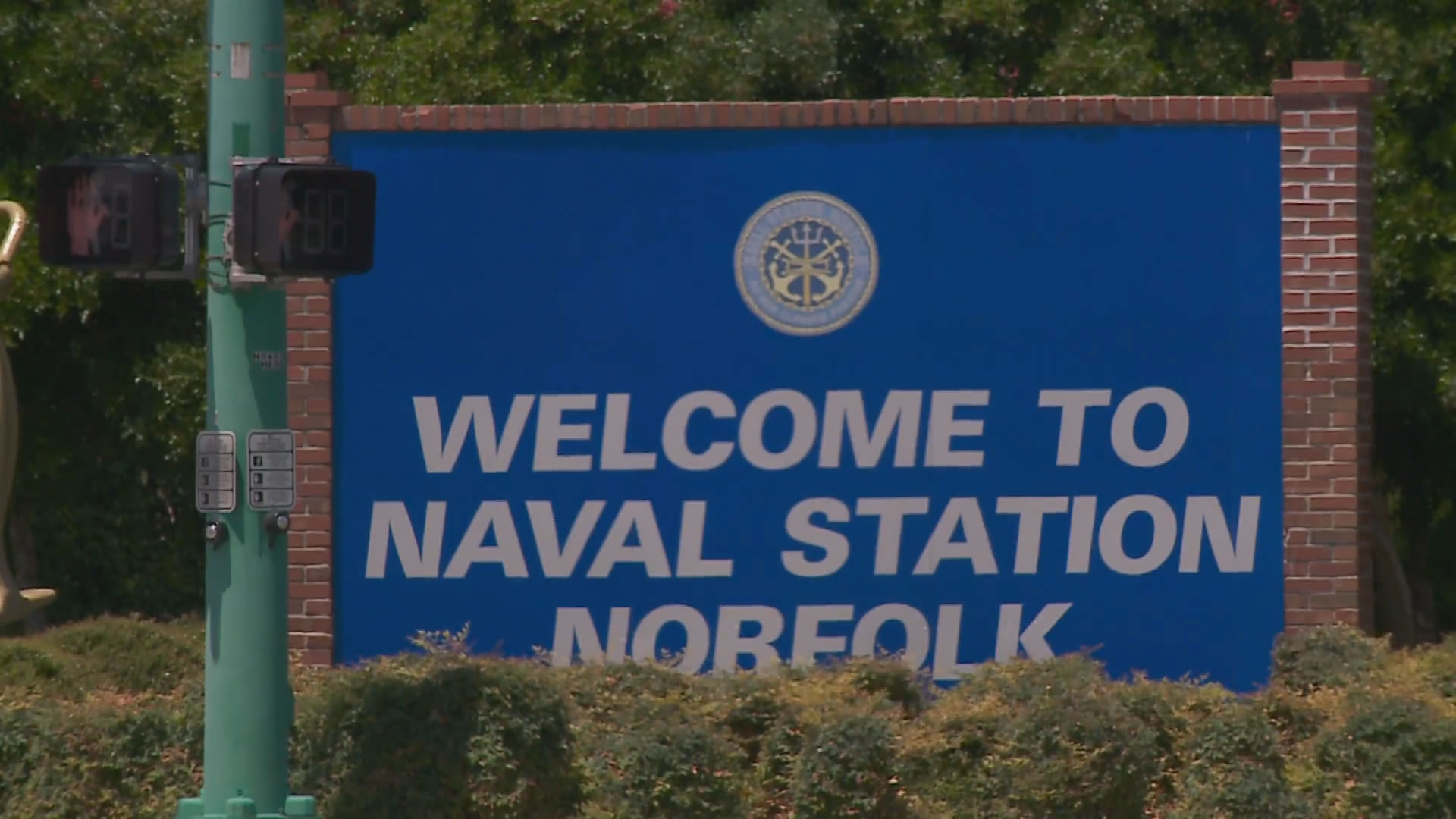 Gate runner causes inbound traffic closure at Naval Station Norfolk | 13newsnow.com