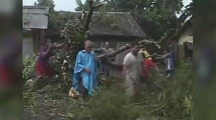 Red Cross call center to link families in Pacific | 13newsnow.com