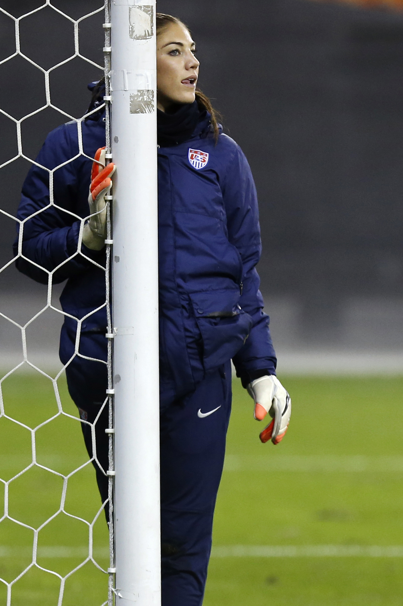 U.S. Soccer suspends Hope Solo after husband's DUI arrest | 13newsnow.com
