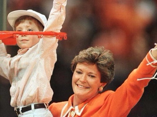 Legendary Tennessee Lady Vols coach Pat Summit dies at age 64 ...