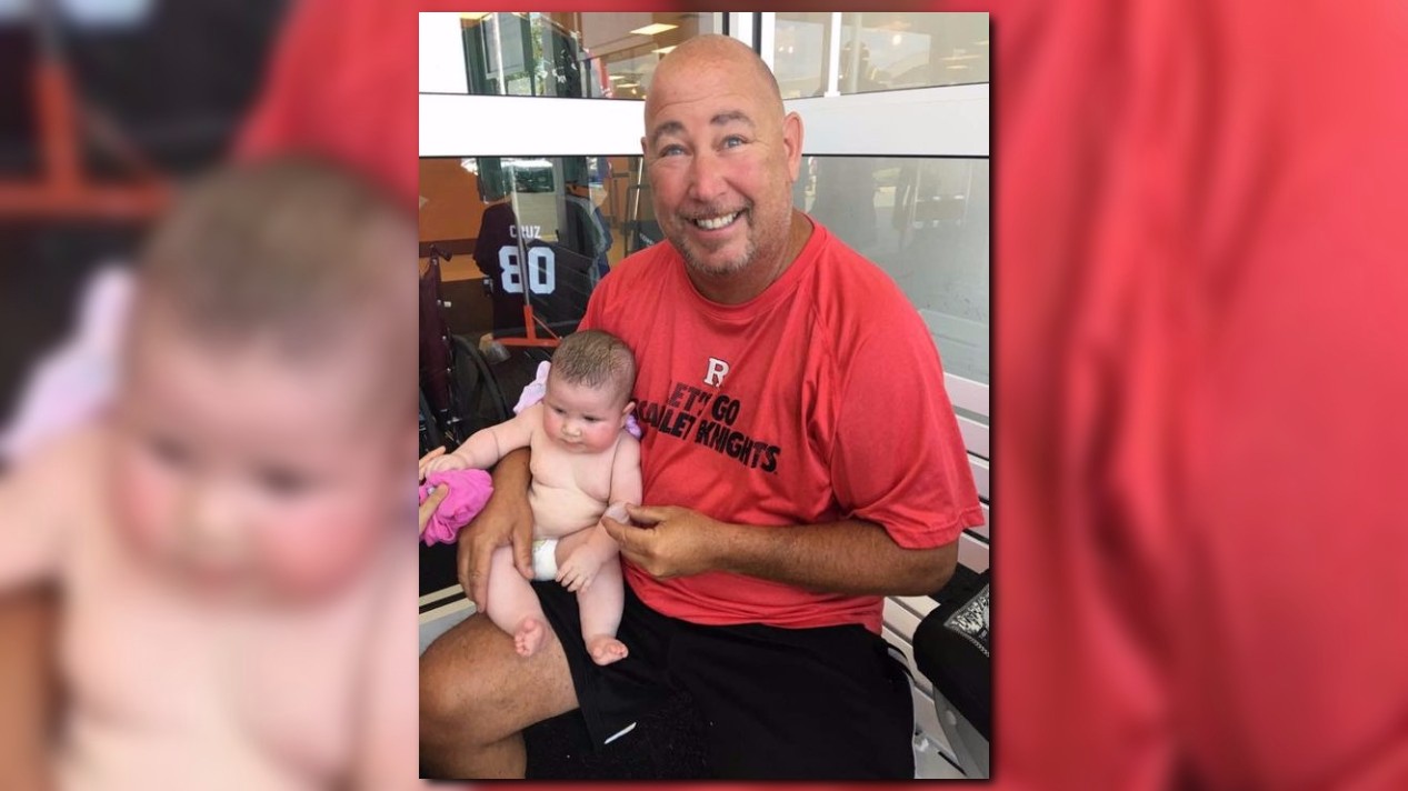 N.J. man smashes window to save baby locked in hot car | abc10.com
