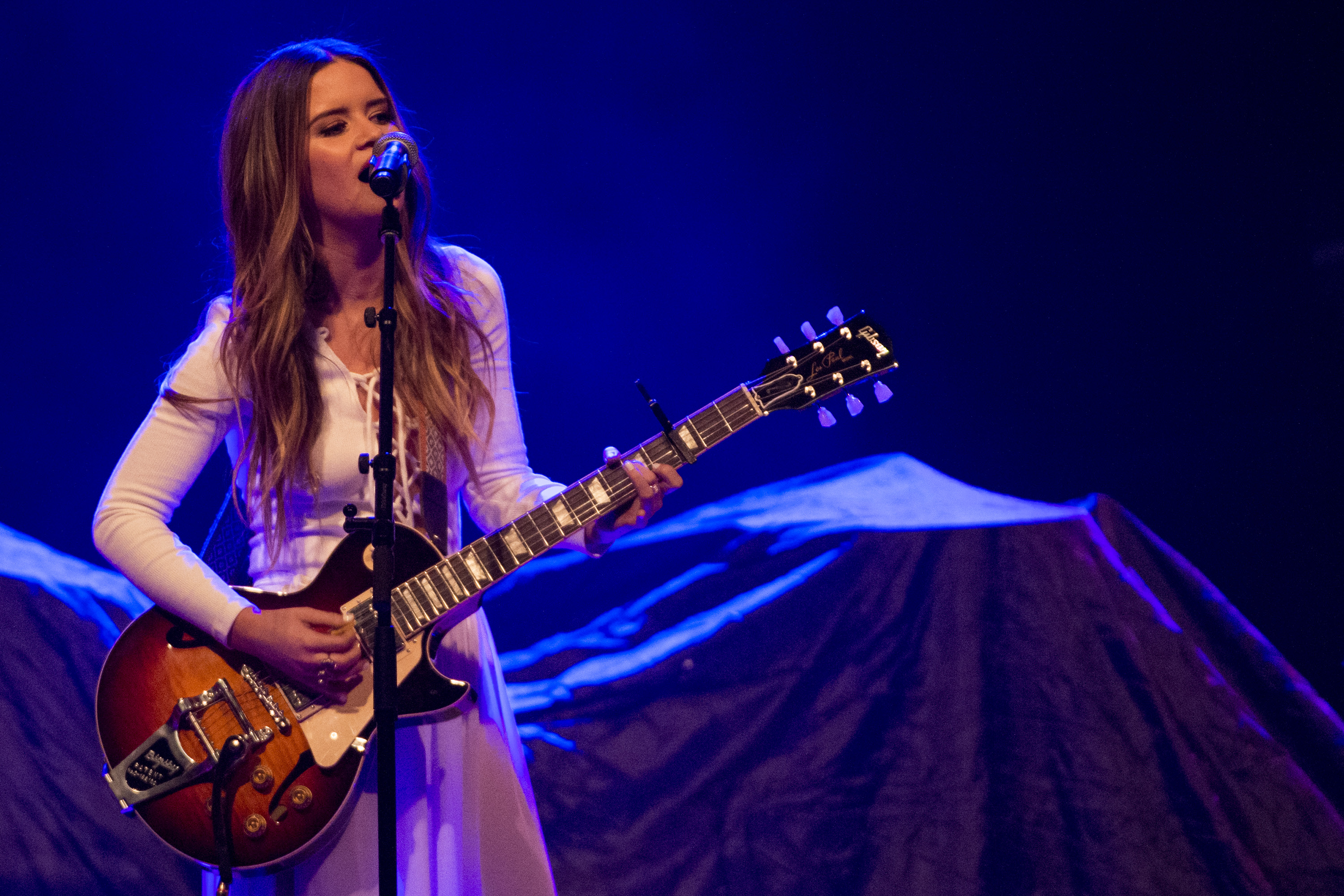 Newcomer Maren Morris soars with 5 CMA nods | 13newsnow.com