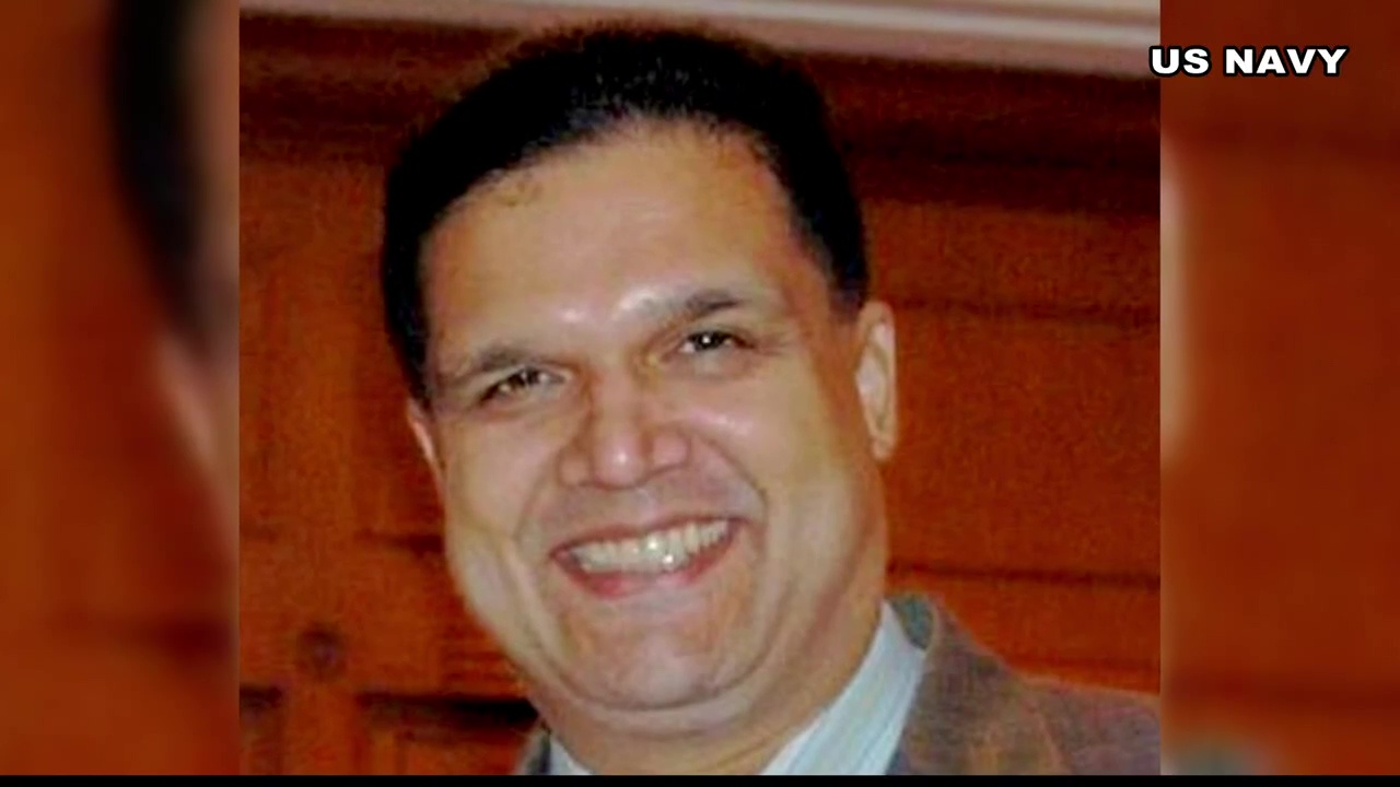 Former admiral gets 18 months in jail for lying in 'Fat Leonard' case ...