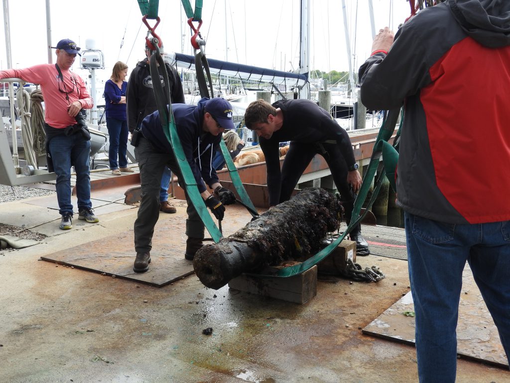 US Navy recovers cannon to identify 200-year-old shipwreck | 13newsnow.com