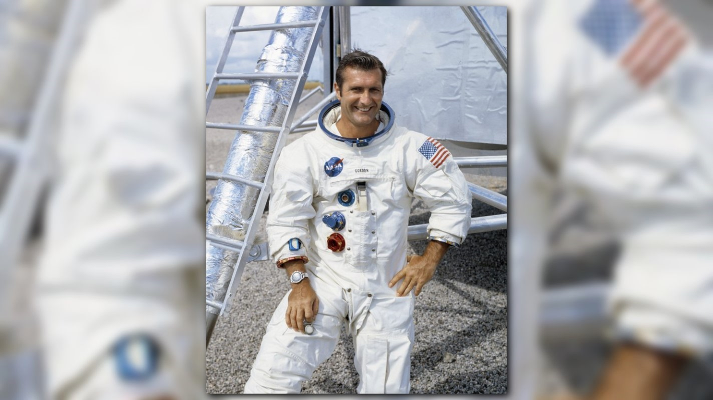 Apollo 12 astronaut Richard Gordon, who circled moon, dies | 13newsnow.com
